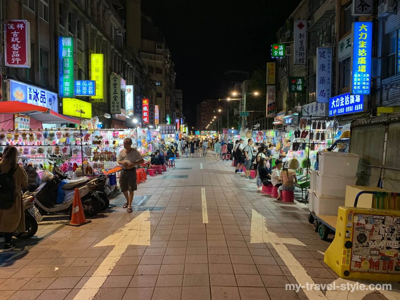 【台北】美味しい屋台が多い「寧夏路夜市」で食べるべきおすすめグルメ | 20代の個人旅行